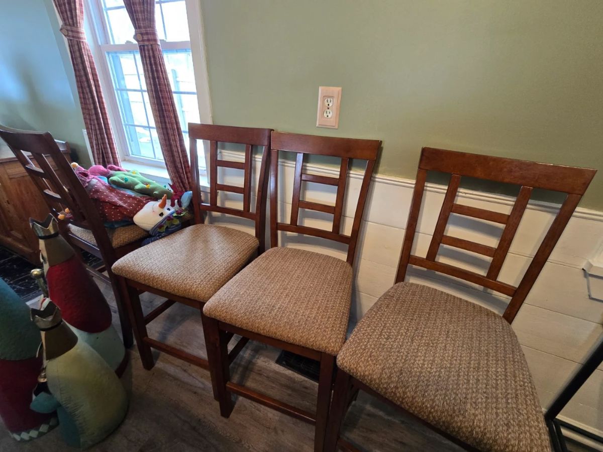 ONE DAY ONLY CLINTON ESTATE SALE in Clinton, NY starts on 4/5/2024