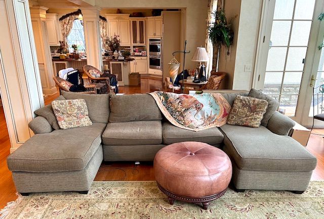 Dublin moving sale! Quality furniture, trains,... starts on 4/5/2024