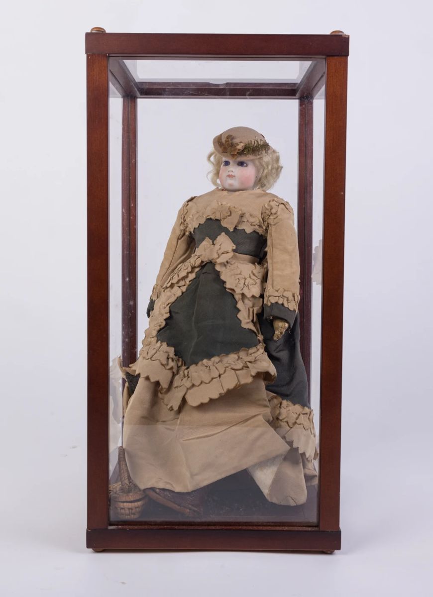 24.04.09 GL Doll's Well That Ends Well Auction starts on 4/9/2024