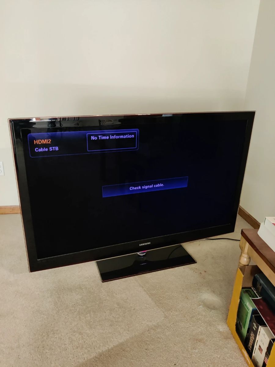 SMART TV, Tool Chest, METAL SHELVES, Freezer,... starts on 4/13/2024