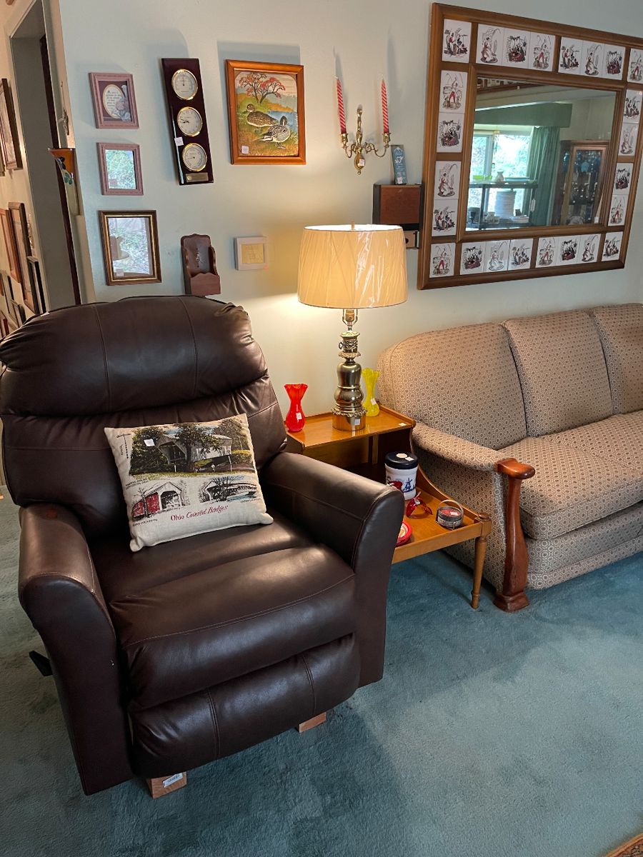 Estate Sale for The Late Don Maxwell by The... starts on 4/11/2024