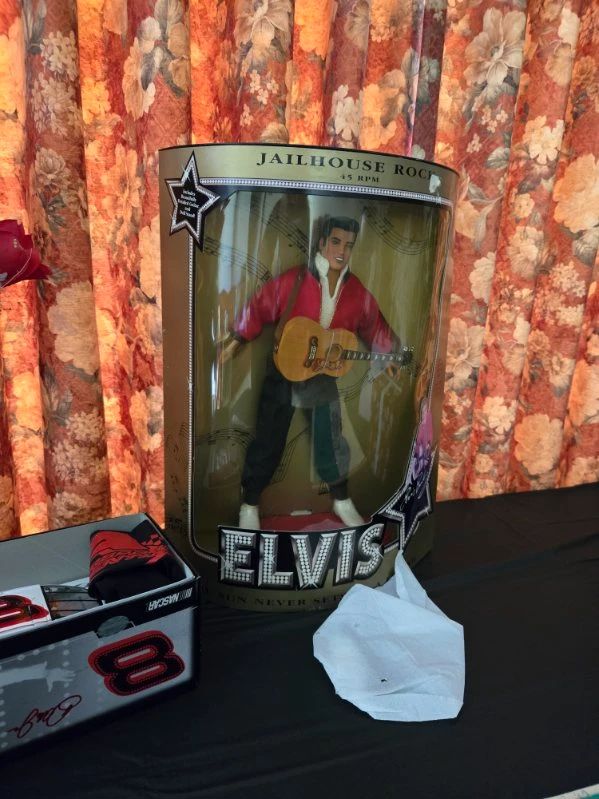 Awesome 4 day sale in South Shore, starts on 4/11/2024