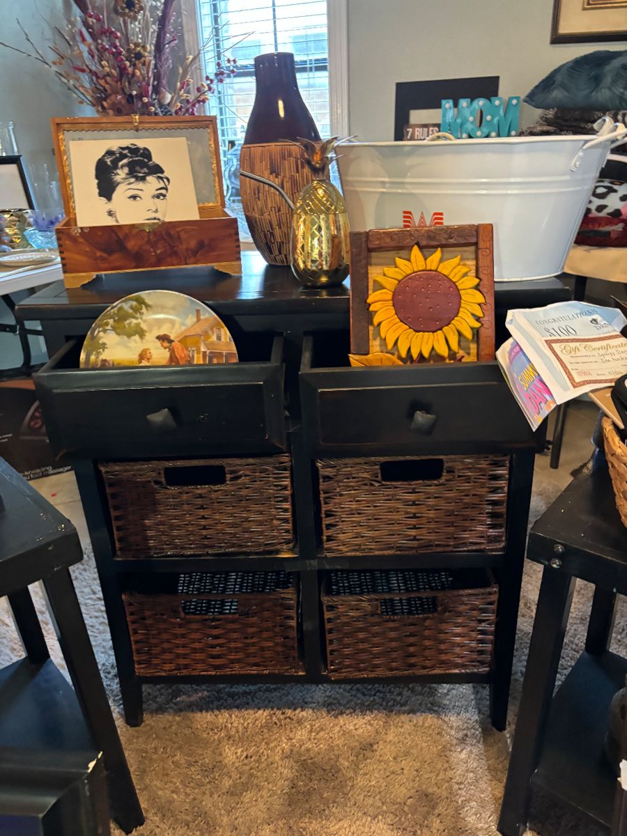 50% Off & $20 Basket Sales Vista Del Norte... starts on 4/13/2024