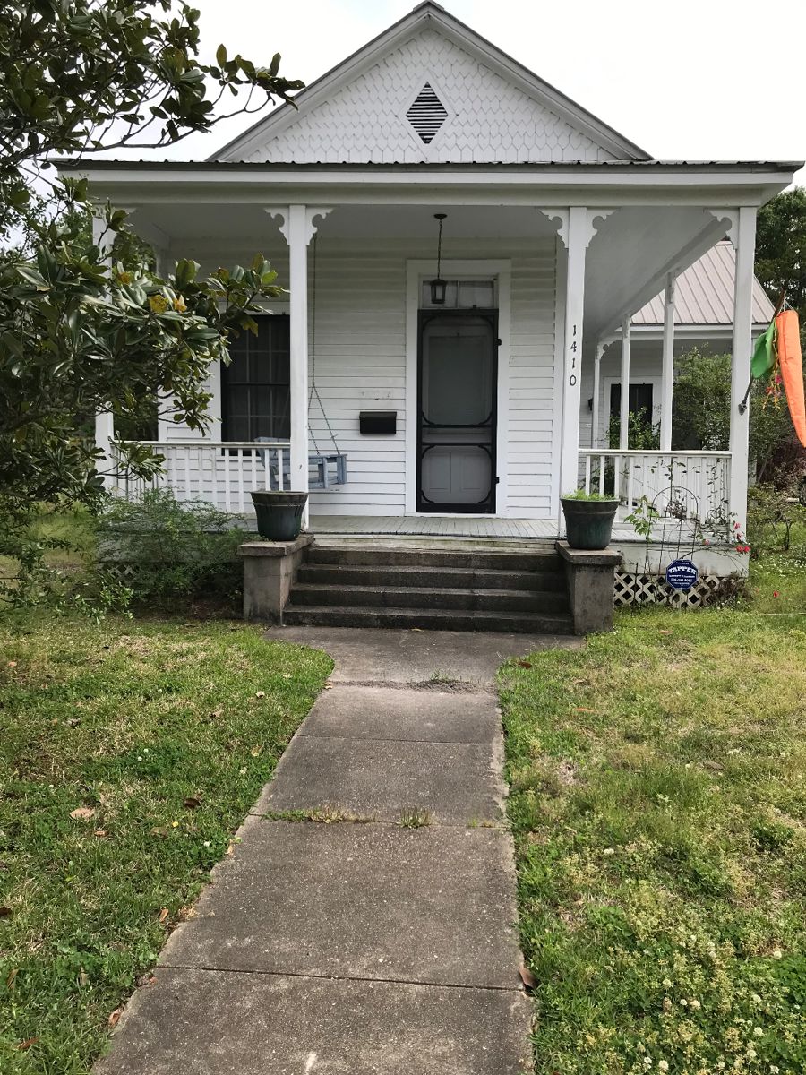 Bernard Clark Sale in Ocean Springs, MS starts on 4/26/2024