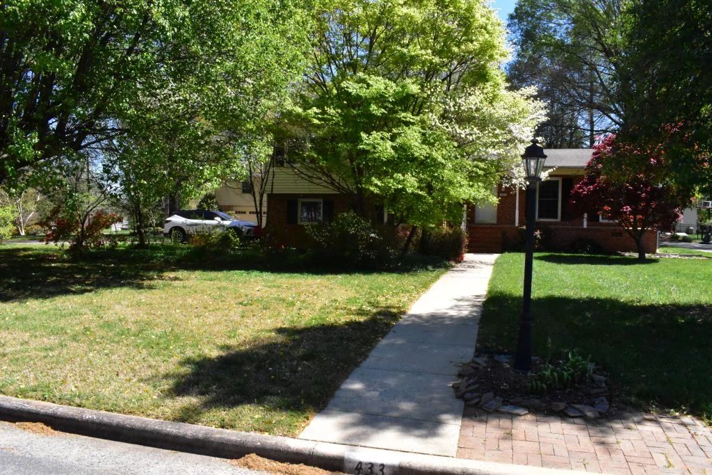 Gorgeous House on Corner Lot in Central NC,... starts on 4/10/2024