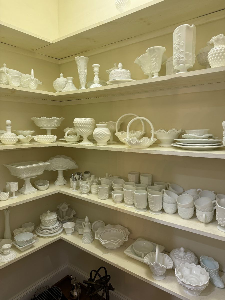 THE RIDGE ESTATE SALE + Garage Sales starts on 4/19/2024