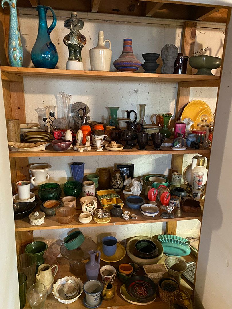 KAREN'S GANG ESTATE SALE in Wheaton, IL starts on 4/19/2024