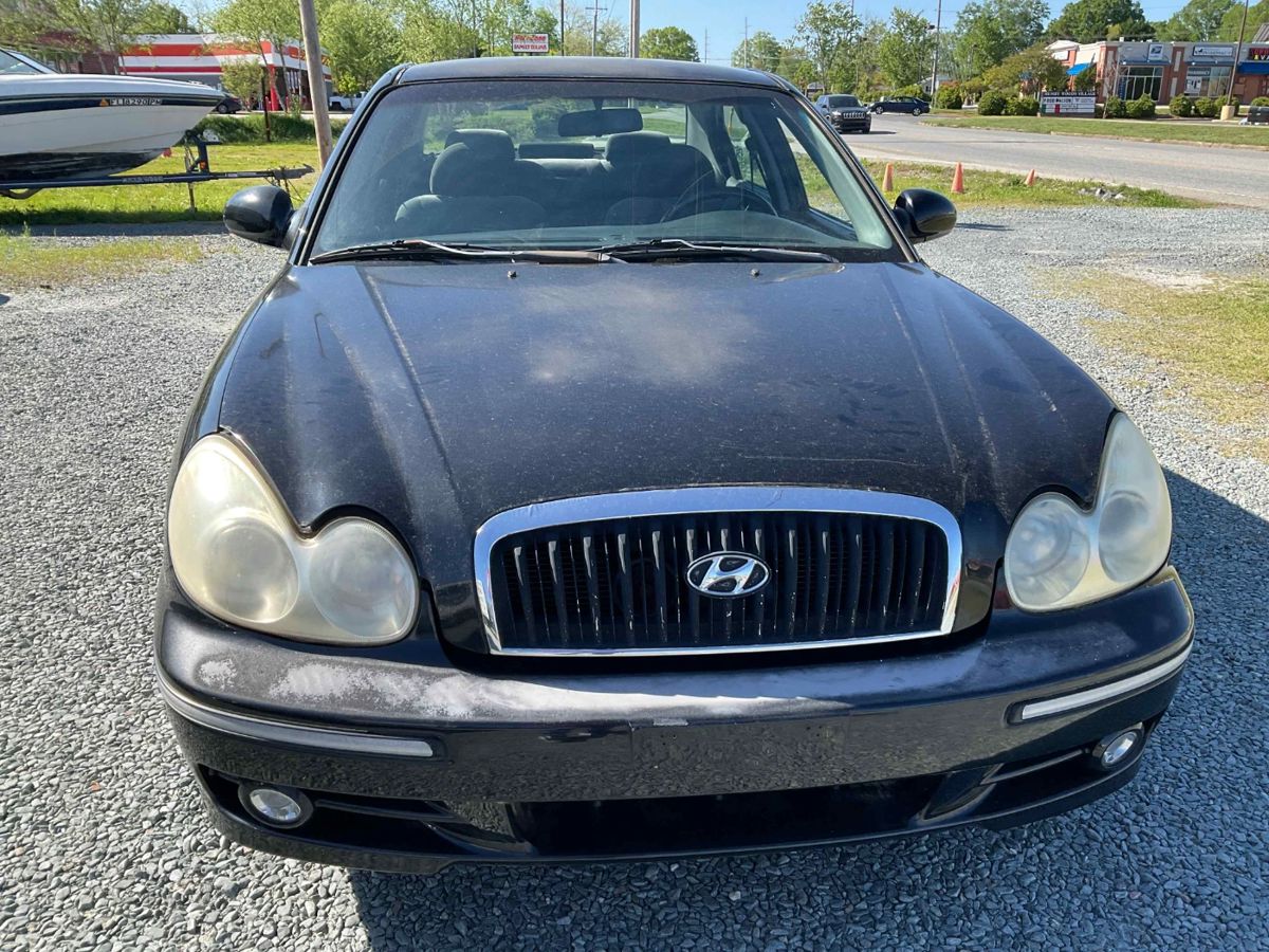 Online Auction! Hyundai, Antiques, Collectibles... starts on 4/15/2024