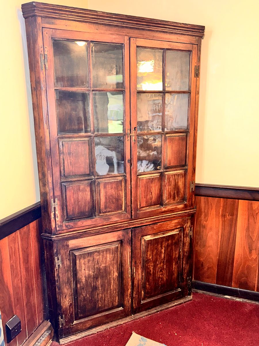 Wonderful Oak City NC Estate Sale starts on 4/19/2024