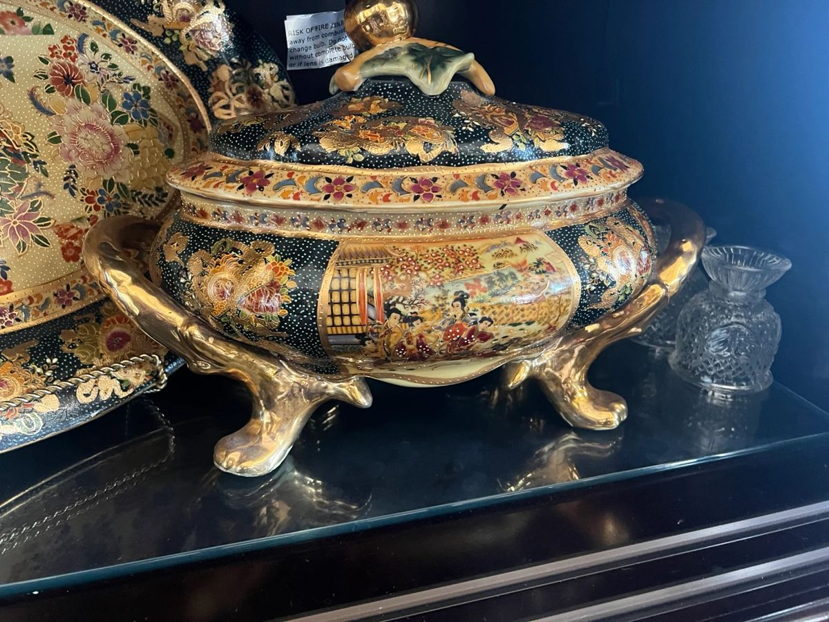 1 DAY ONLY ESTATE SALE/ Waterfront home Glendale/... starts on 4/20/2024