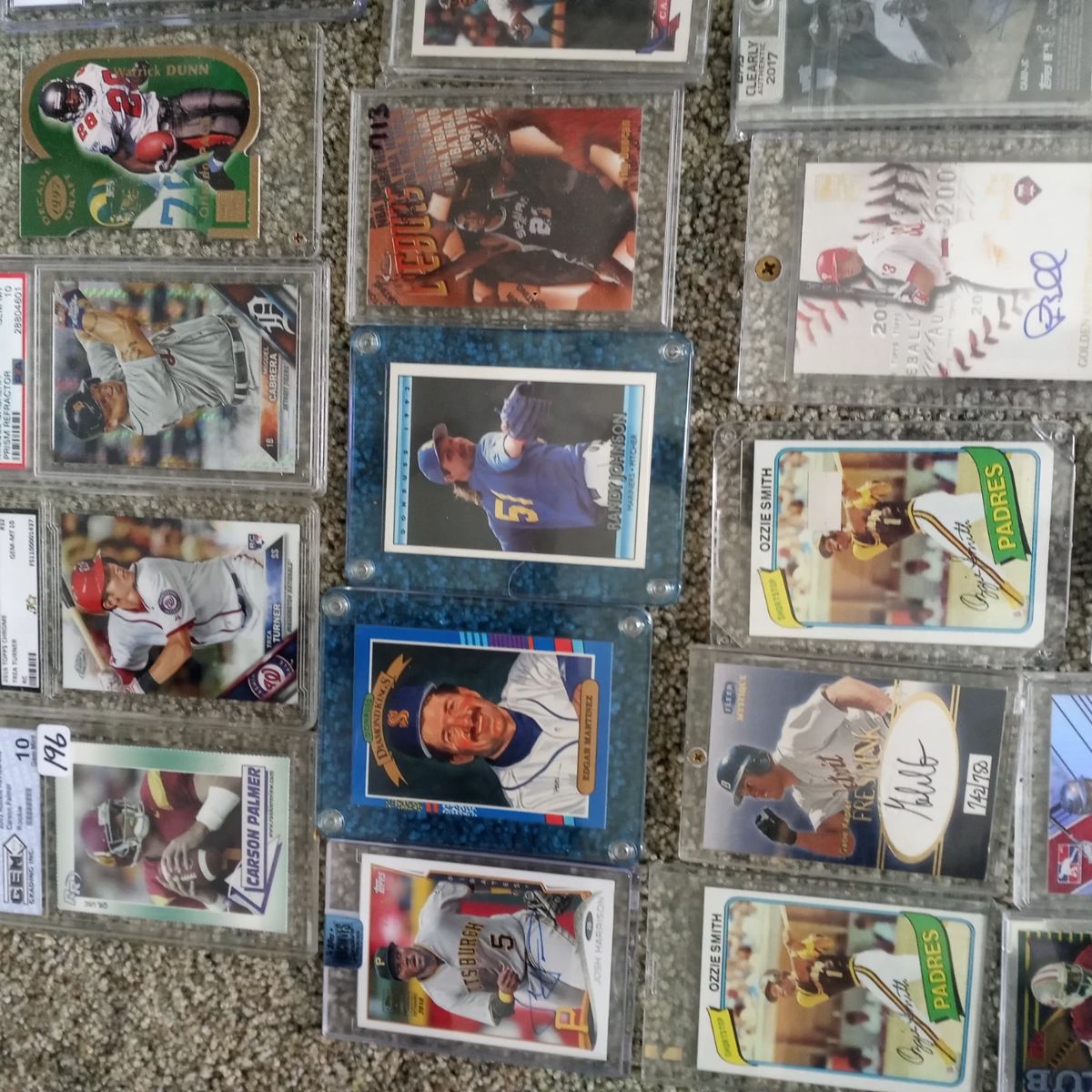 ESTATE HUGE COLLECTION OF SPORTS CARD BASEBALL... starts on 4/30/2024