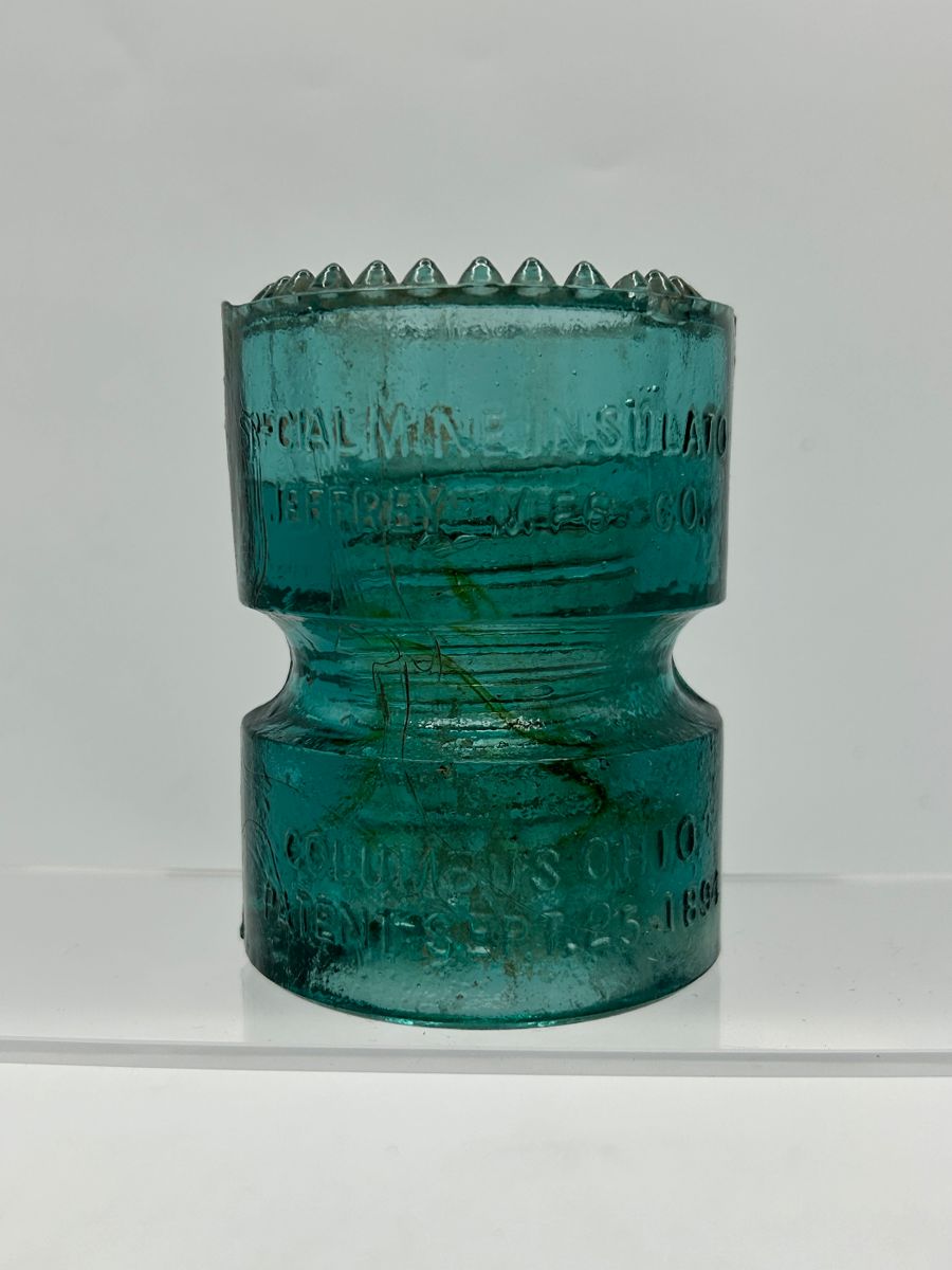 RARE Glass Insulators and HO Scale Model... starts on 4/19/2024
