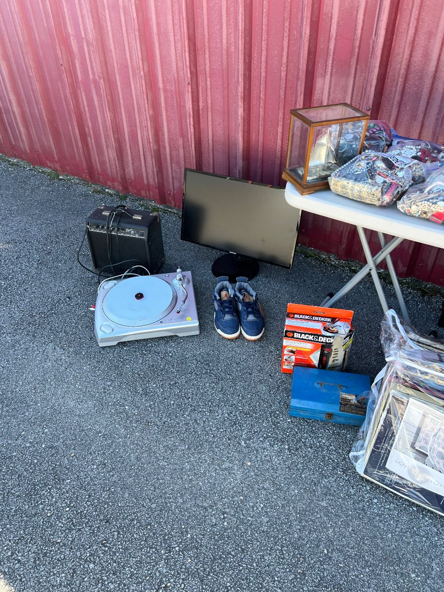 Storage unit sale in Tuscaloosa, AL starts on 4/22/2024