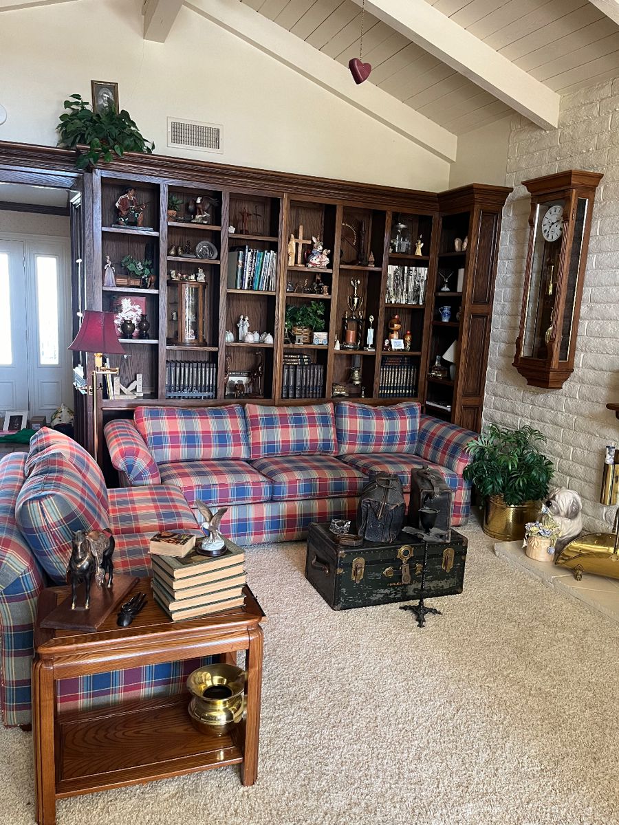 Traditional Santa Ana/Tustin Estate April... starts on 4/26/2024