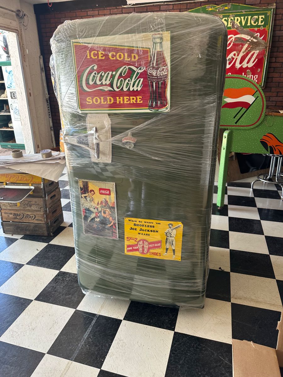 50s/60s Memorabilia and Collectables Online... starts on 4/29/2024