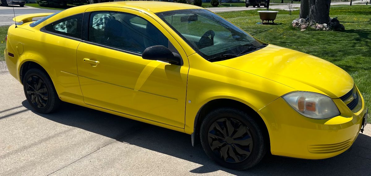 Caledonia Estate Sale in Racine, WI starts on 4/28/2024