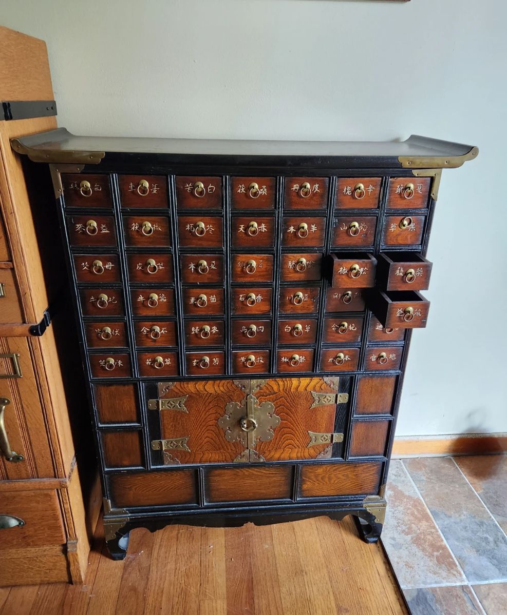 Crown Point Estate by Diana Cook Estates! starts on 5/15/2024