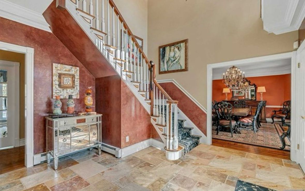 STUNNING - Designer Mansion - Rugs, Art,... starts on 5/3/2024