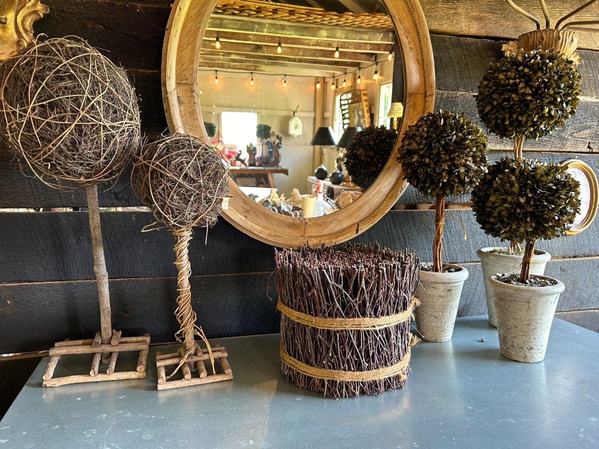 SPRING BARN TAG SALE - May 3-4 FRI /SAT 8-3 starts on 5/3/2024