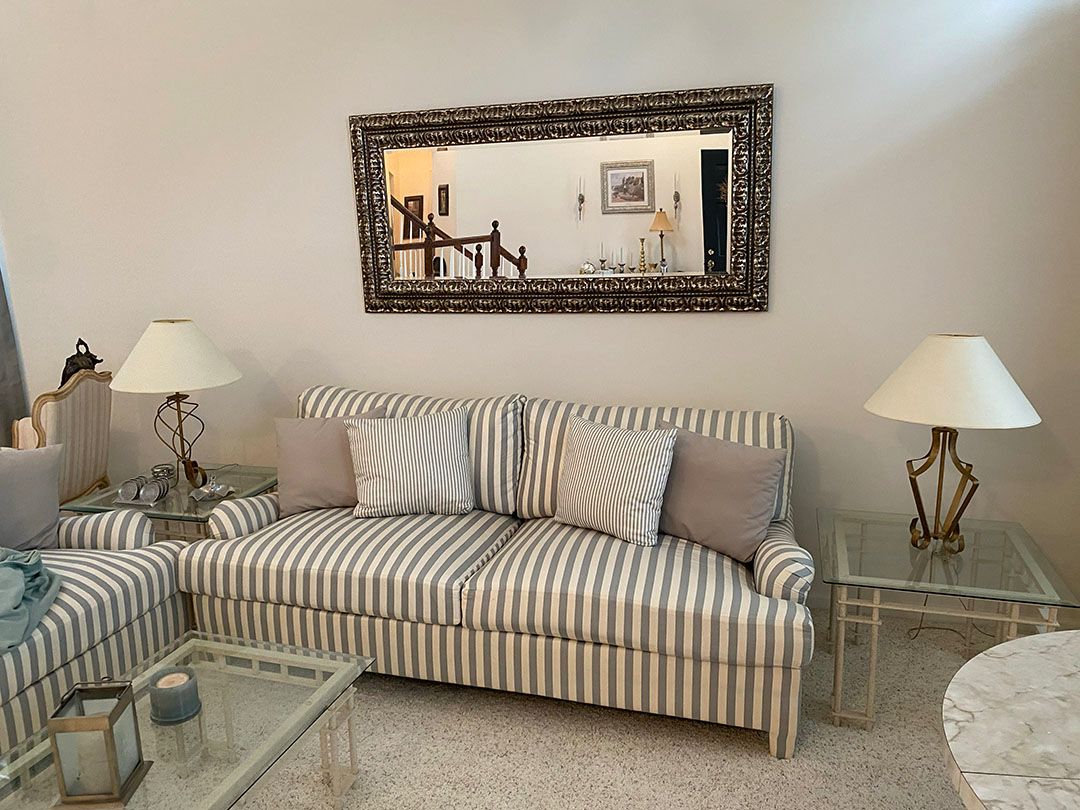 KAREN'S GANG ESTATE SALE in Geneva, IL starts on 5/10/2024