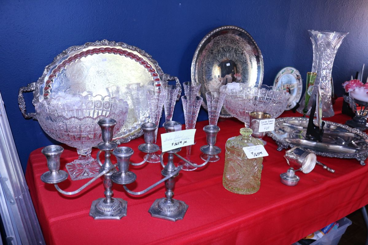 Dr. Idris Rhea Traylor, Jr. Living Estate Sale starts on 5/2/2024