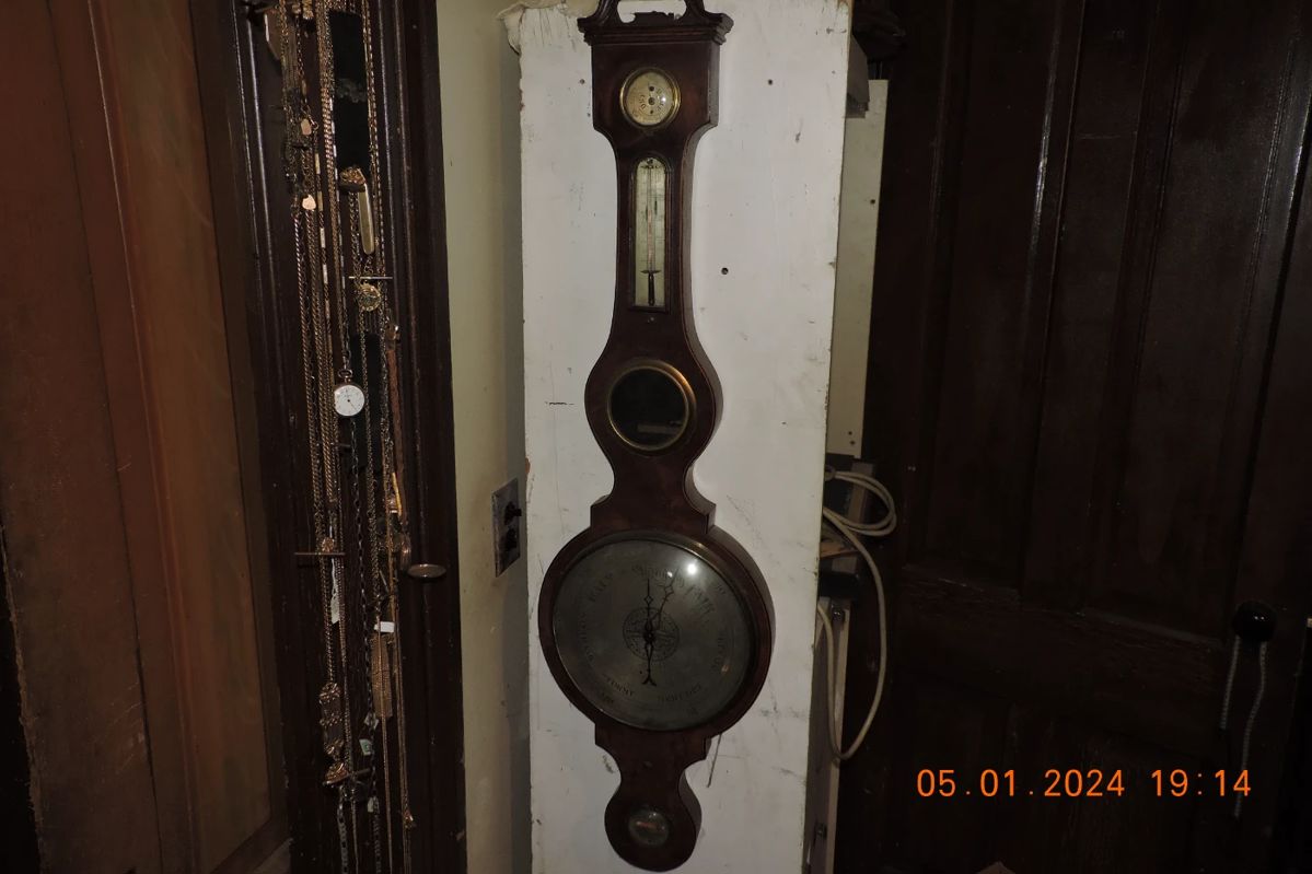 Bucket List sale in Crescent, IA starts on 5/3/2024