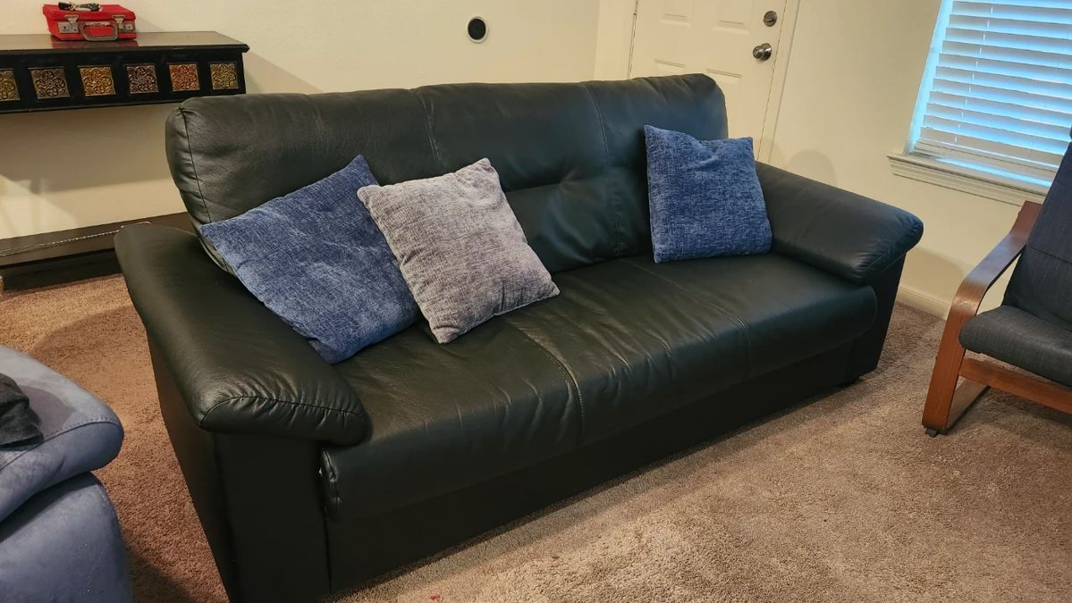 Moving out sale - furniture and household items starts on 5/10/2024