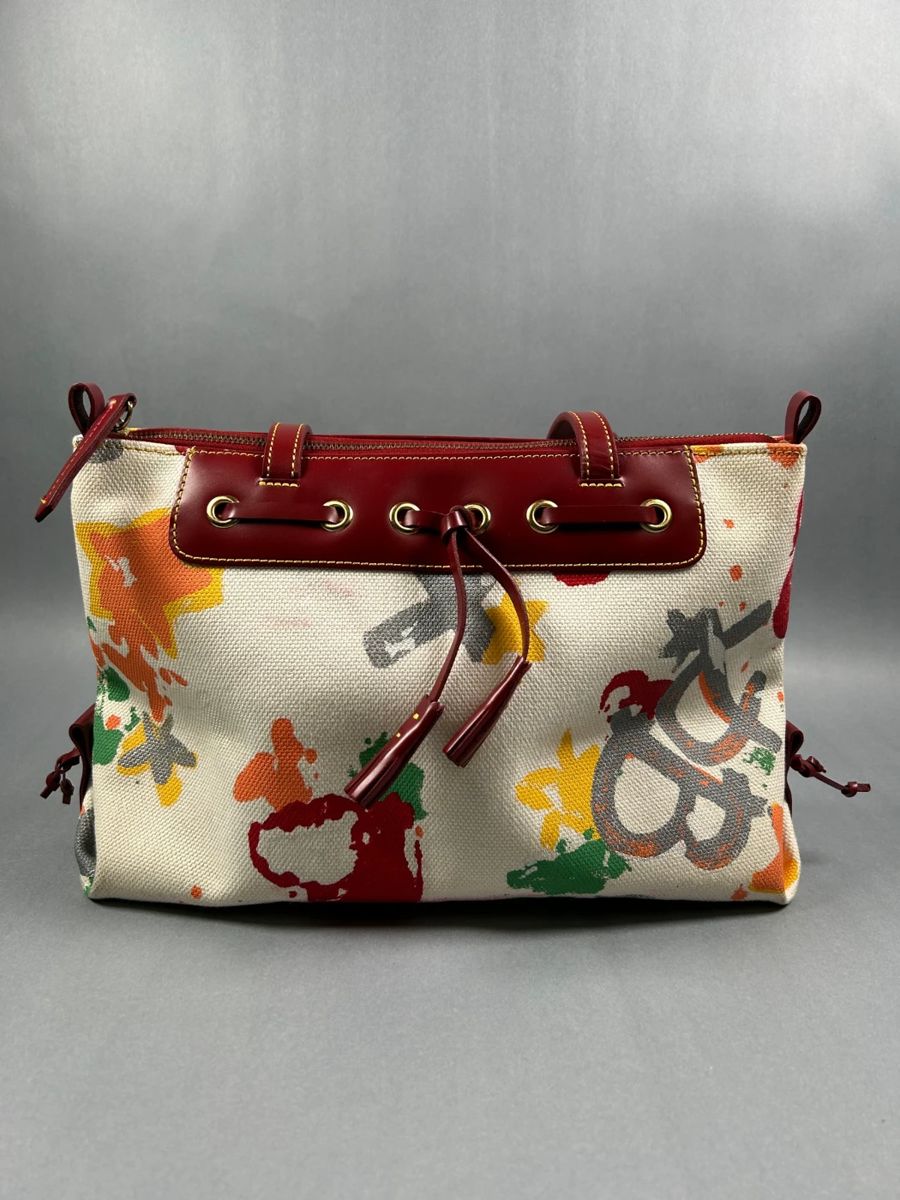 **Girlfriends Vintage Clothing, Hats & Purses... starts on 5/8/2024
