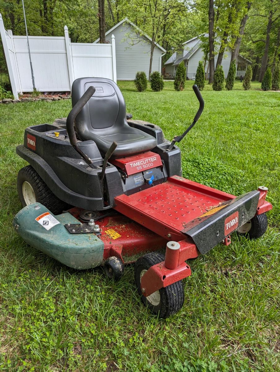 Legacy Eatate Sales - Zero Turn Mower-La... starts on 5/9/2024