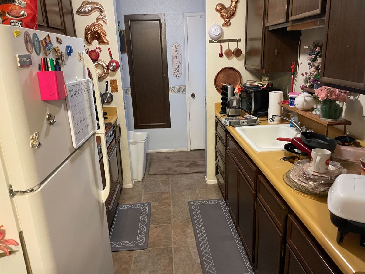 Thursday Estate Sale Oakdale California all... starts on 5/9/2024