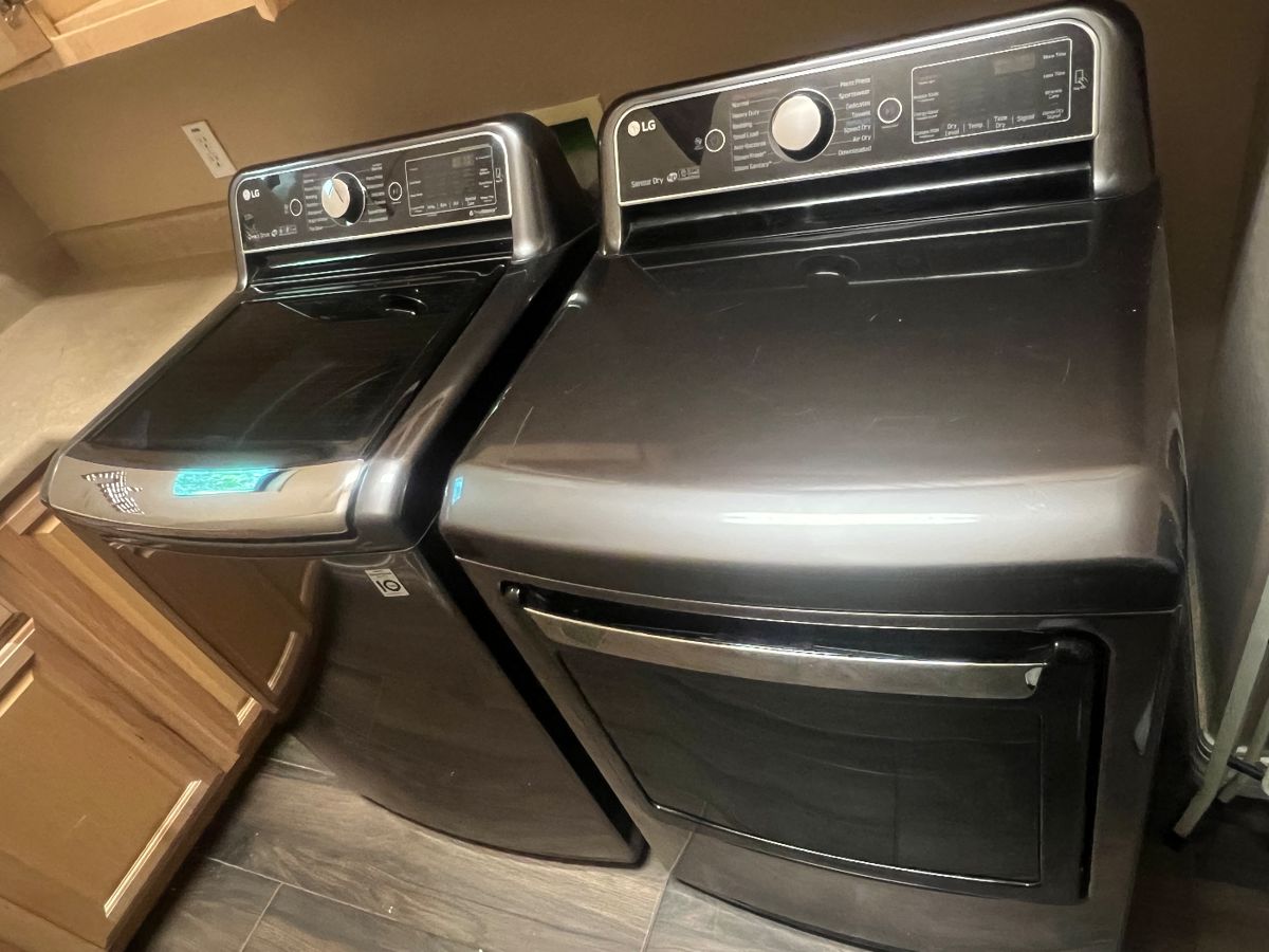 Blue Leaf Auctions - Phoenix - Sat EVENING... starts on 5/18/2024