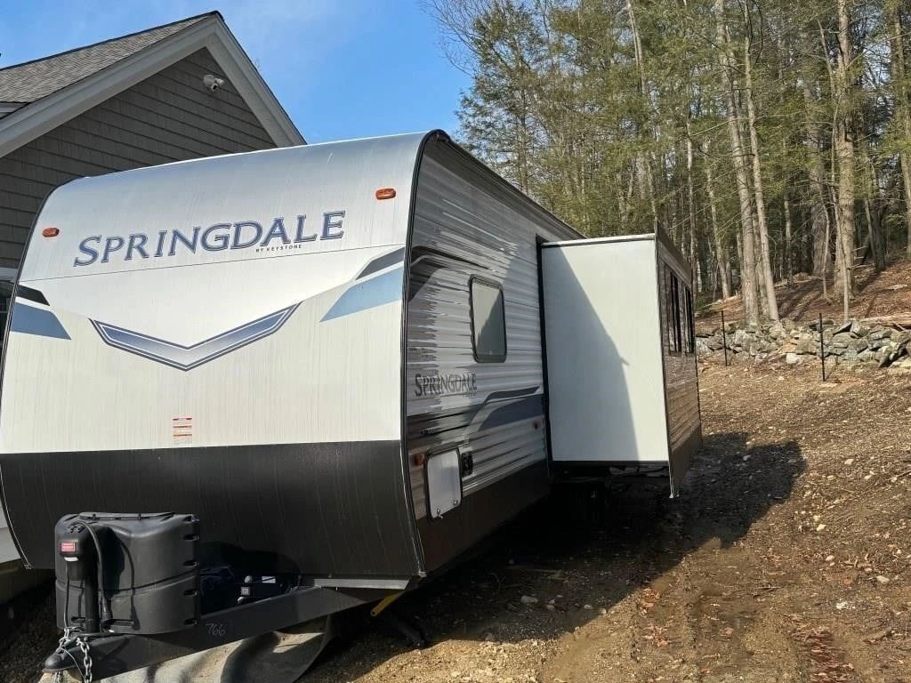 2022 Keystone Springdale 295BH Recreational... starts on 5/10/2024