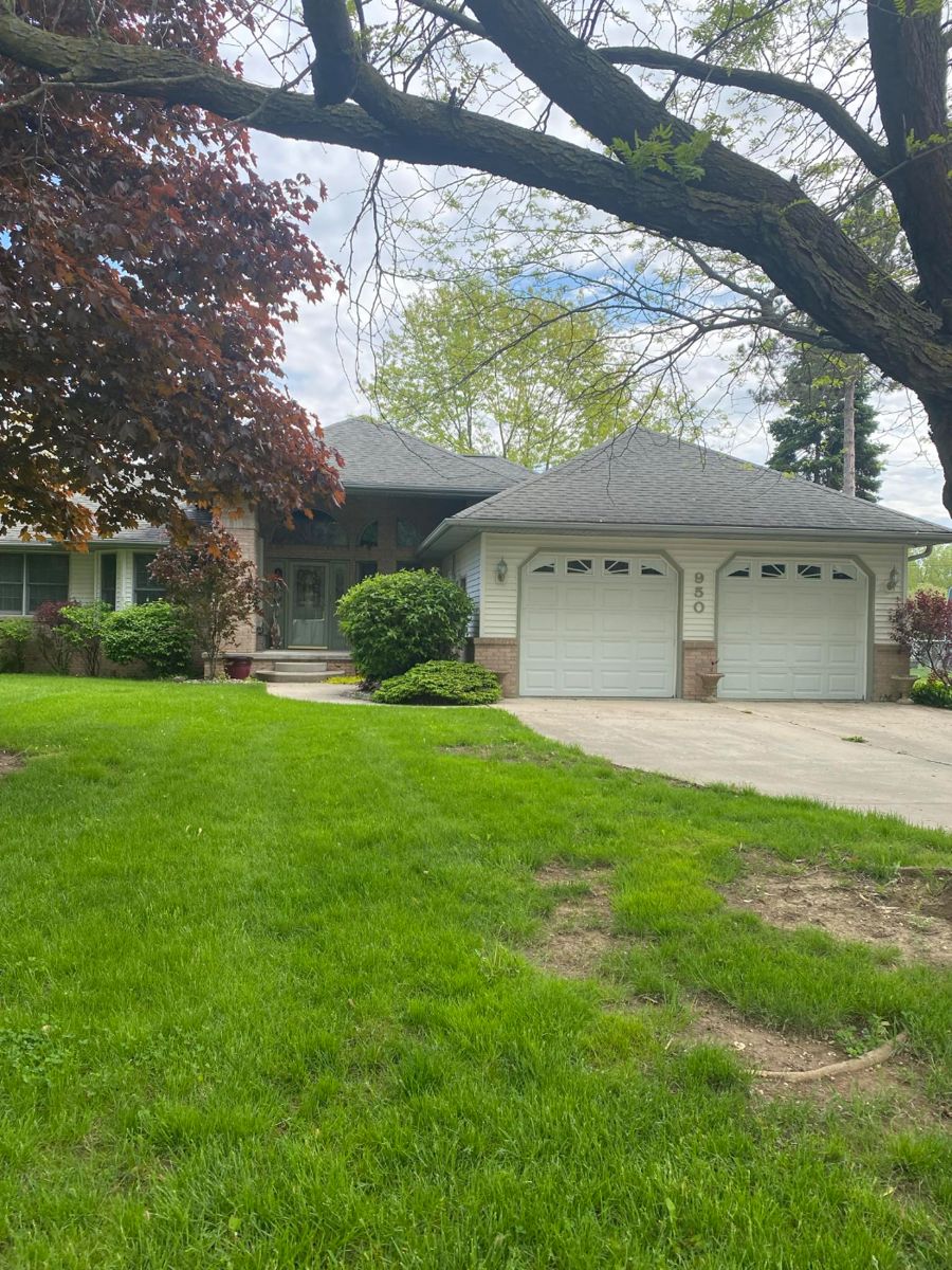 Alma Estate sale 50% Off Saturday the 25th starts on 5/24/2024