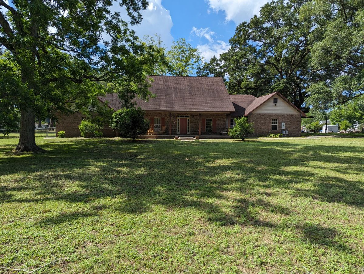 50% OFF on SATURDAY - AMAZING ANTIQUES -... starts on 6/6/2024