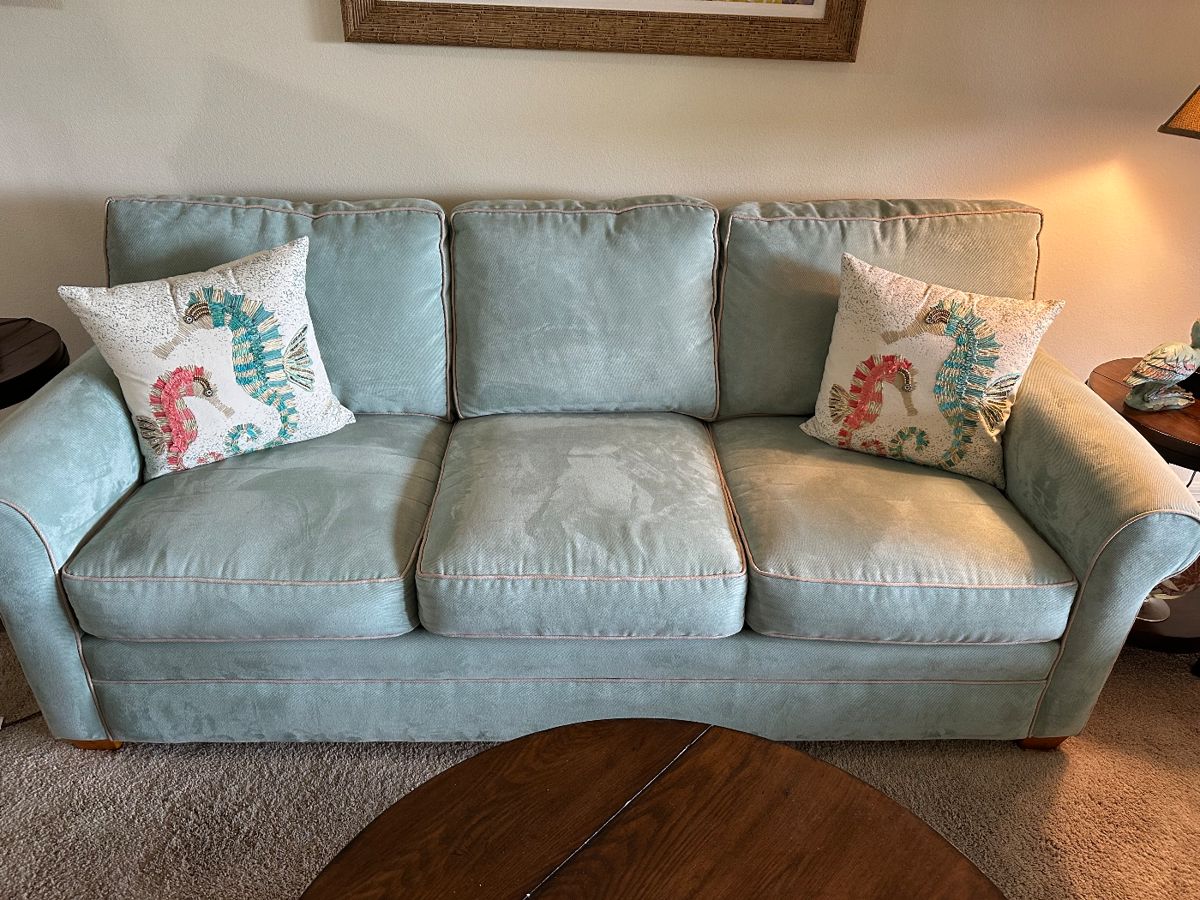 By APPOINTMENT SALE- OFF S. BENEVA RD starts on 5/25/2024