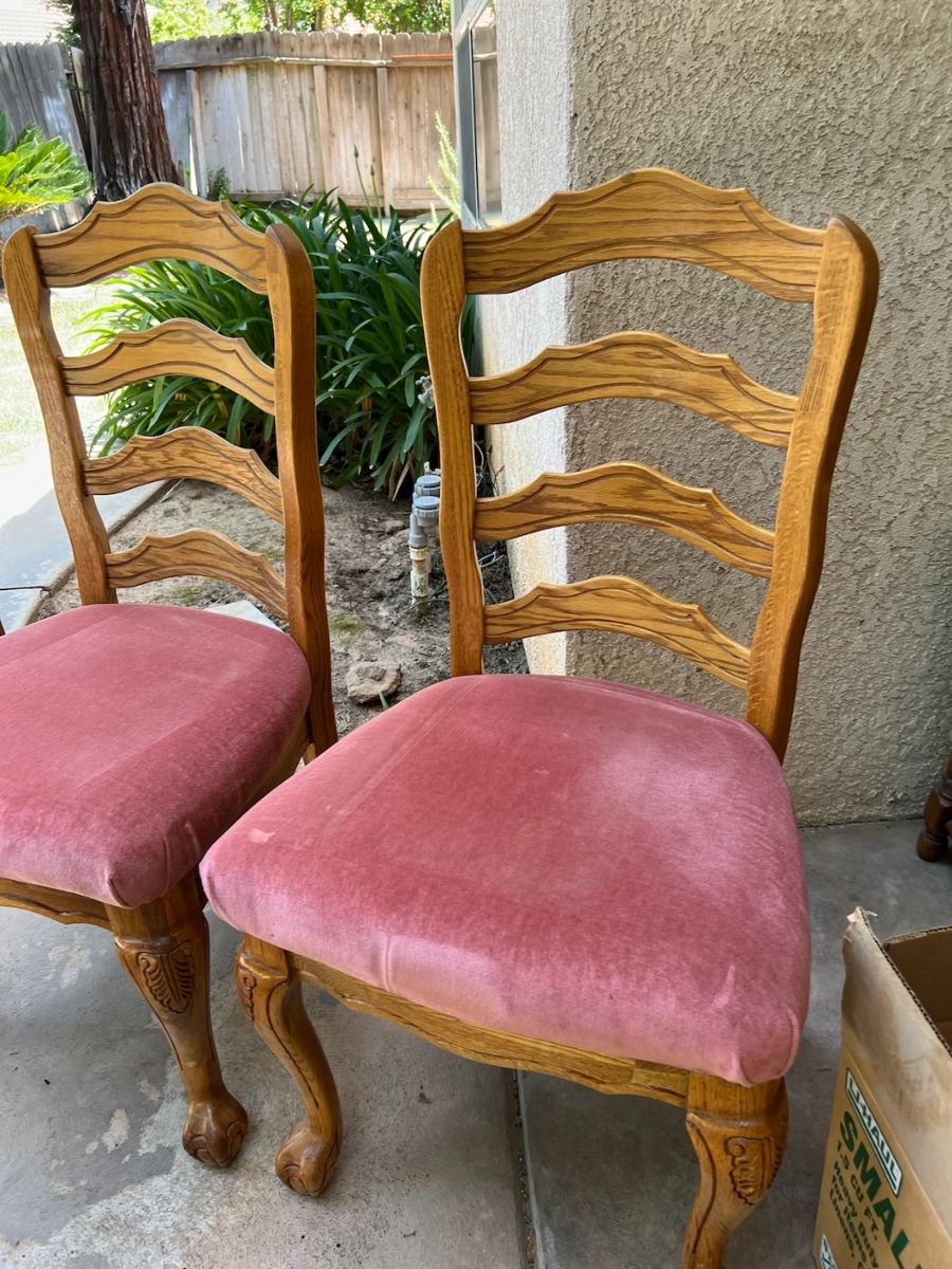 Merlin's One Day Moving Sale May 25 starts on 5/25/2024