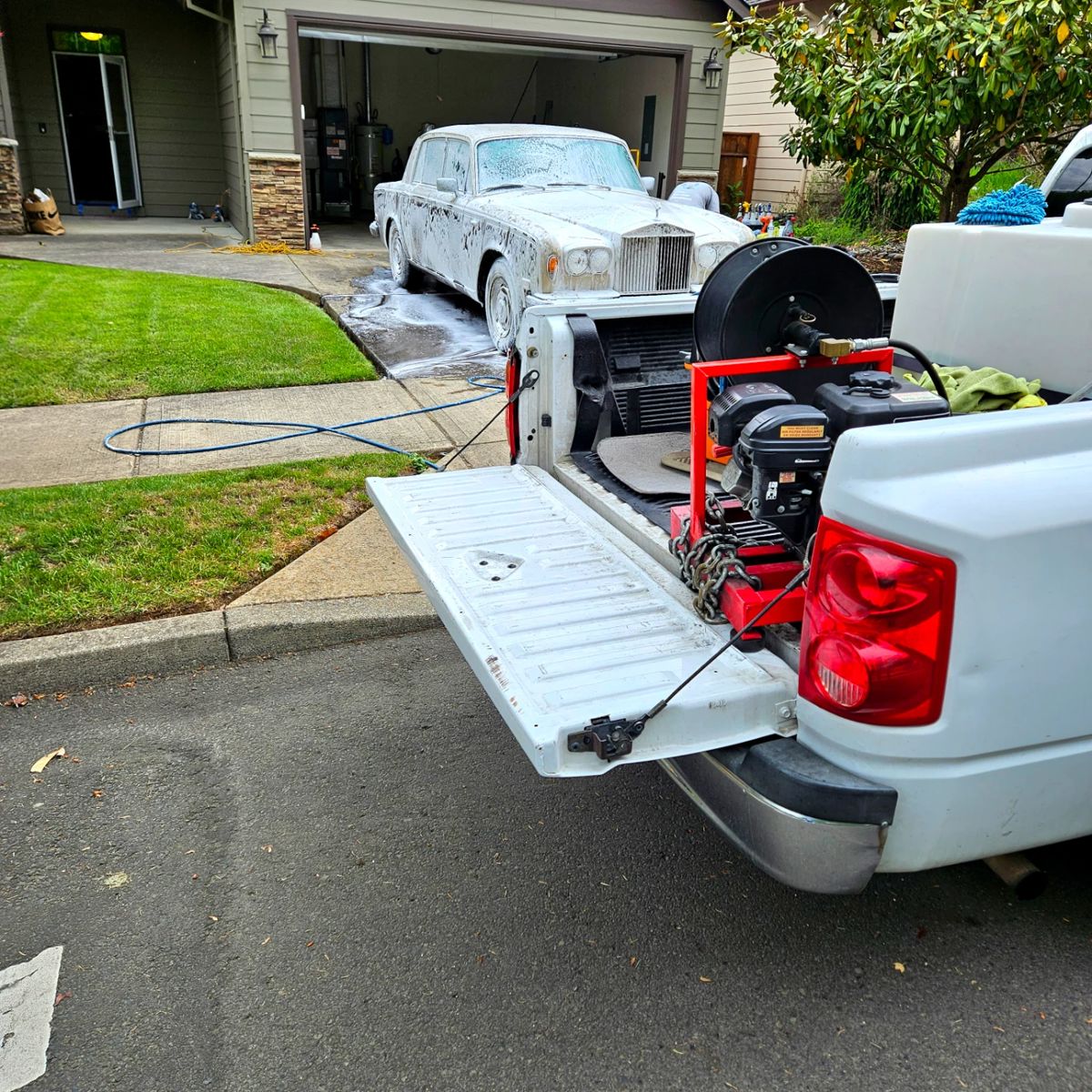 ALTA ESTATE SALES/MULTIPLE VEHICLES starts on 5/25/2024