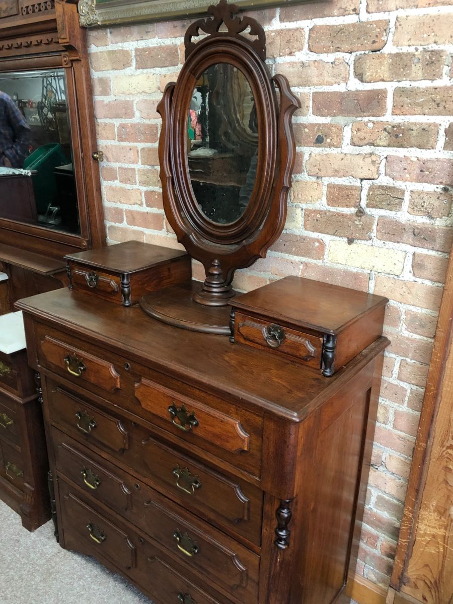 Antique Liquidation Auction in South Elgin, IL starts on 6/22/2024