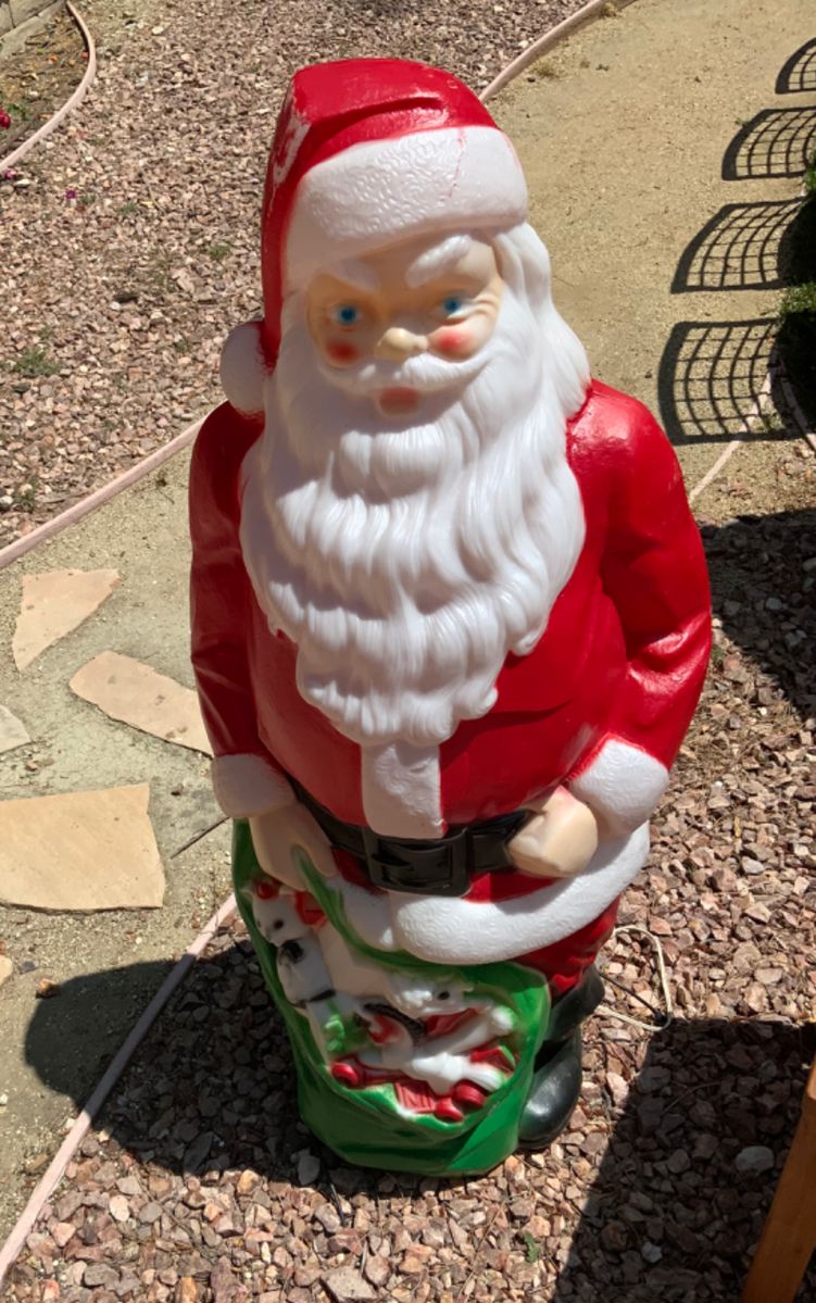 Backyard Estate Sale..by Scott P Vintage... starts on 5/31/2024