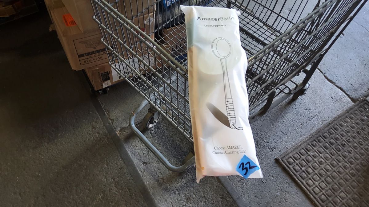 misc consignment online auction in Lorain, OH starts on 5/27/2024