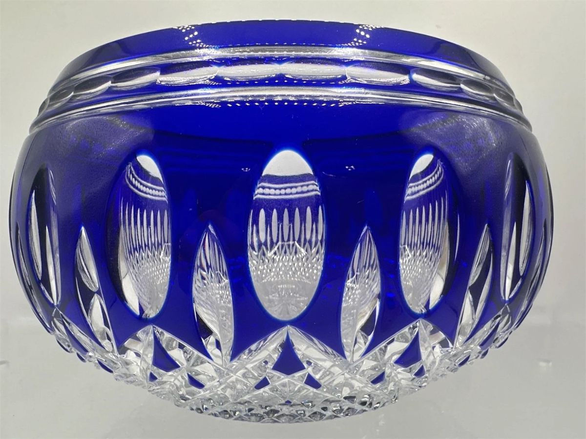 811 lots of Antiques & Collectibles starts on 5/29/2024