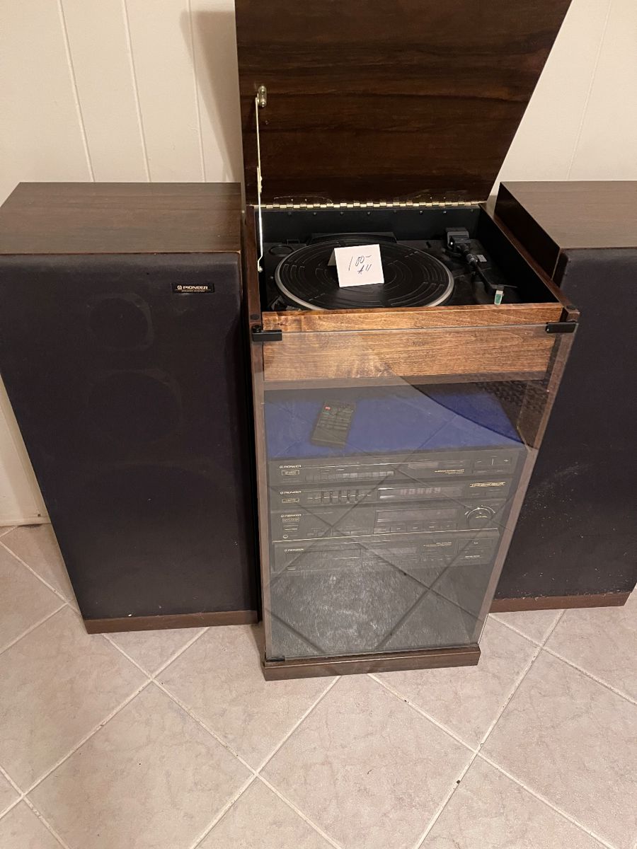 940 Sir Echo Drive in Kingsport, TN starts on 5/30/2024