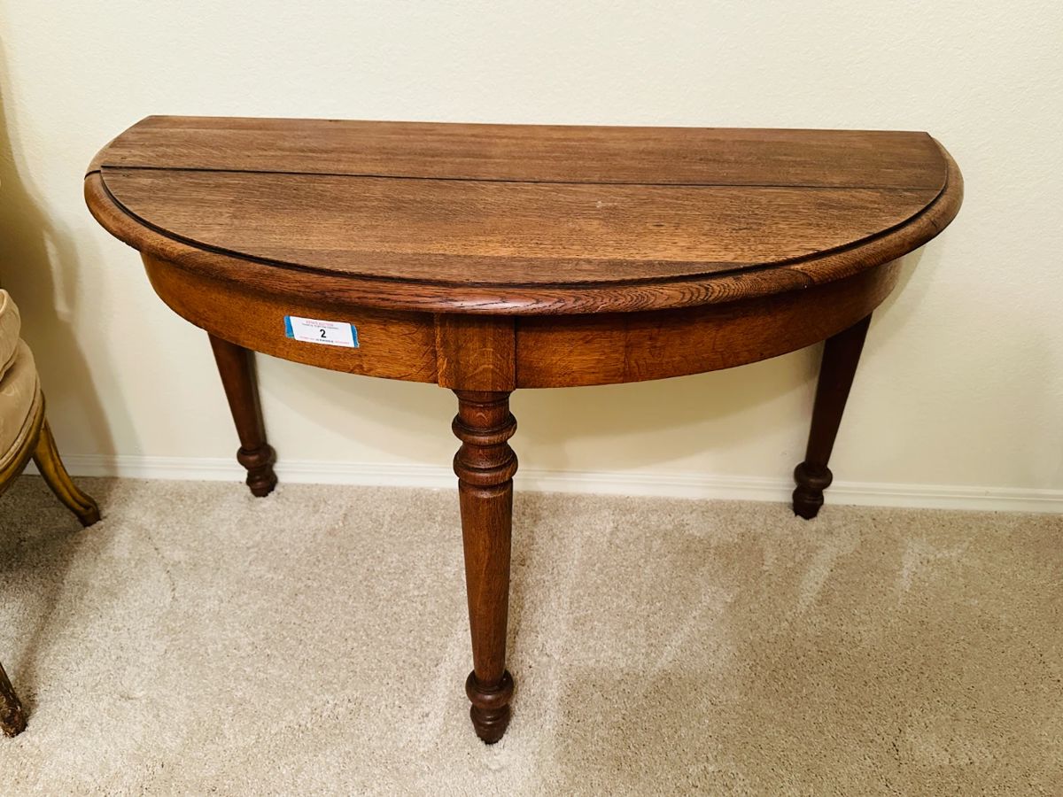 Aunt Mary's Living Estate Online Auction... starts on 5/30/2024