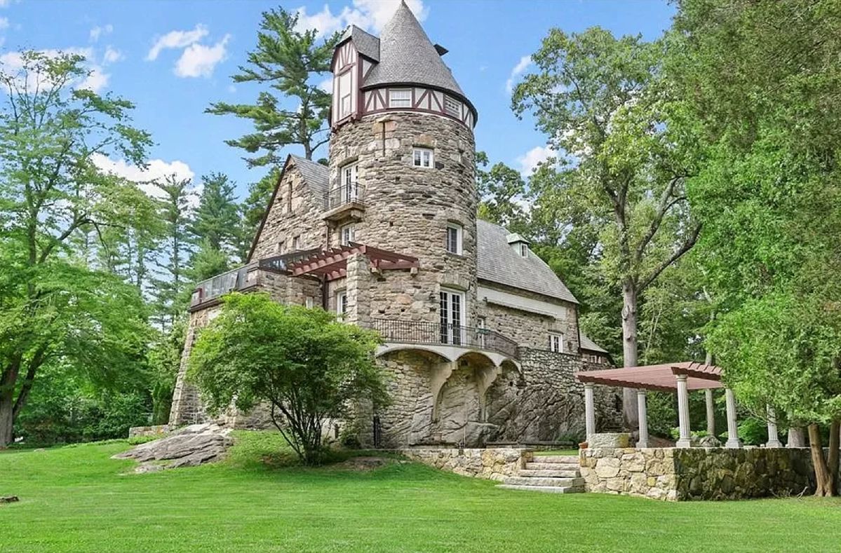 ACES: CASTLE CURIOSITY, NORTH STAMFORD CT starts on 6/3/2024
