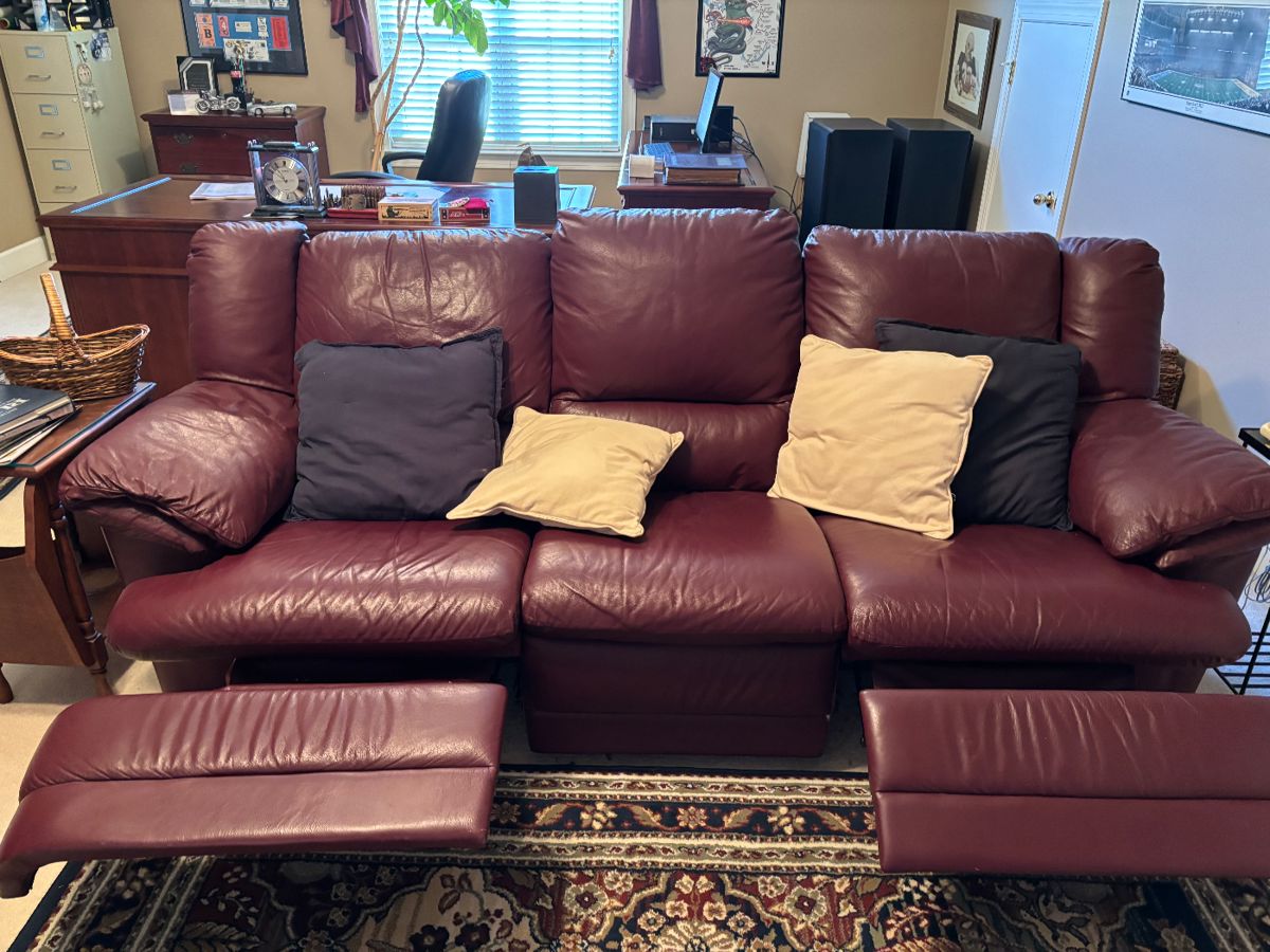 Estate of Wayne and Pat Dodd- 1/2 off on Saturday starts on 6/13/2024