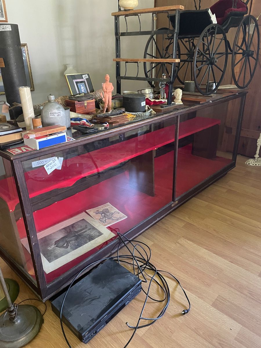 Thompson Estate in Benton, LA starts on 6/14/2024