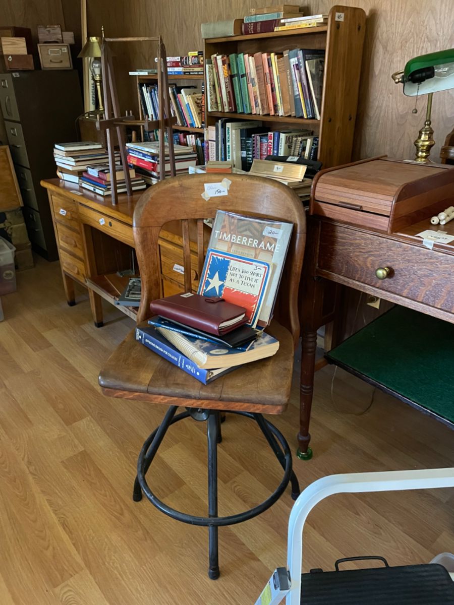 Thompson Estate in Benton, LA starts on 6/14/2024