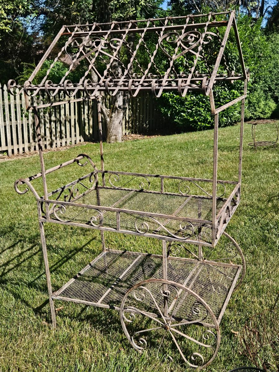 Living Estate of Joy Colbert in Blacksburg, VA starts on 6/21/2024