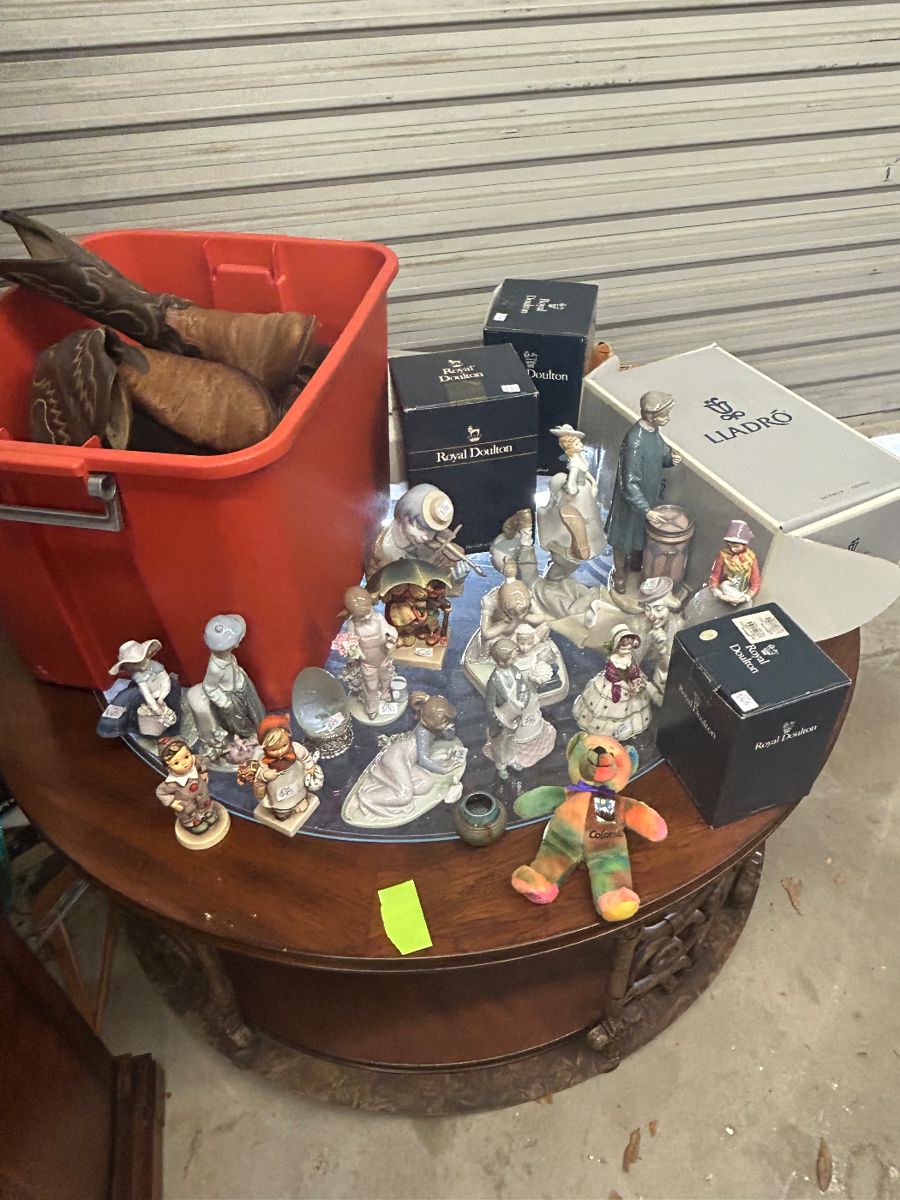 Warehouse estate sale! in Houston, TX starts on 6/22/2024