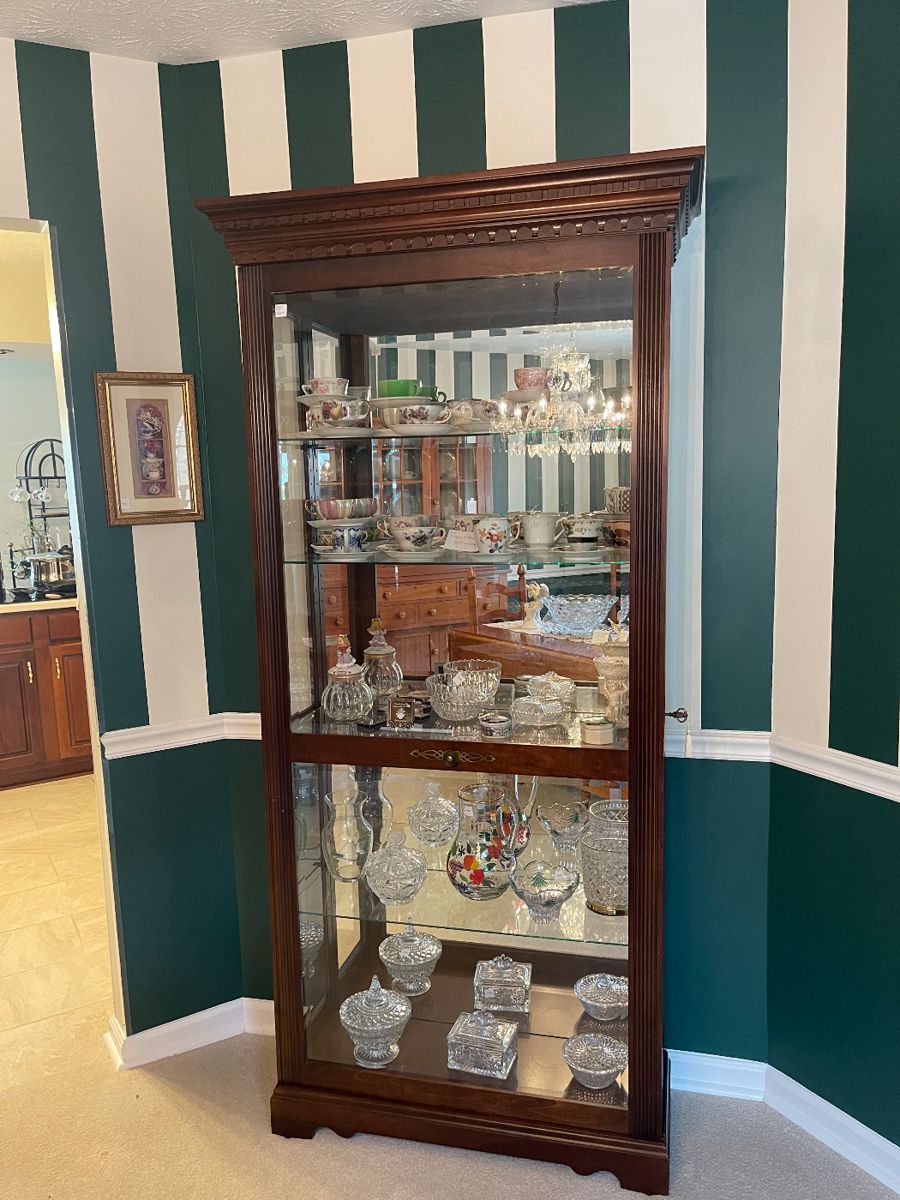 Living Estate Sale by The Junque Ladies starts on 6/20/2024